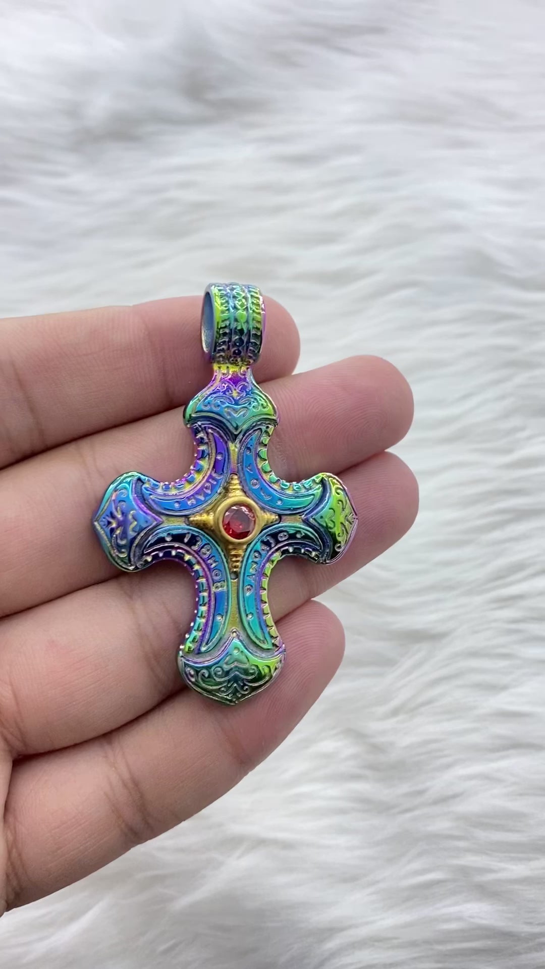 Monochromatic cross – Sleekcheese